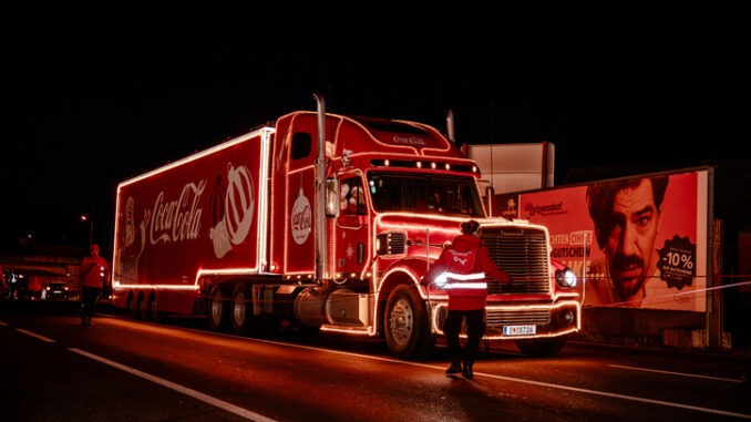 NEWS: Coca-Cola’s Christmas Truck Delivers Holiday Help | Edexec